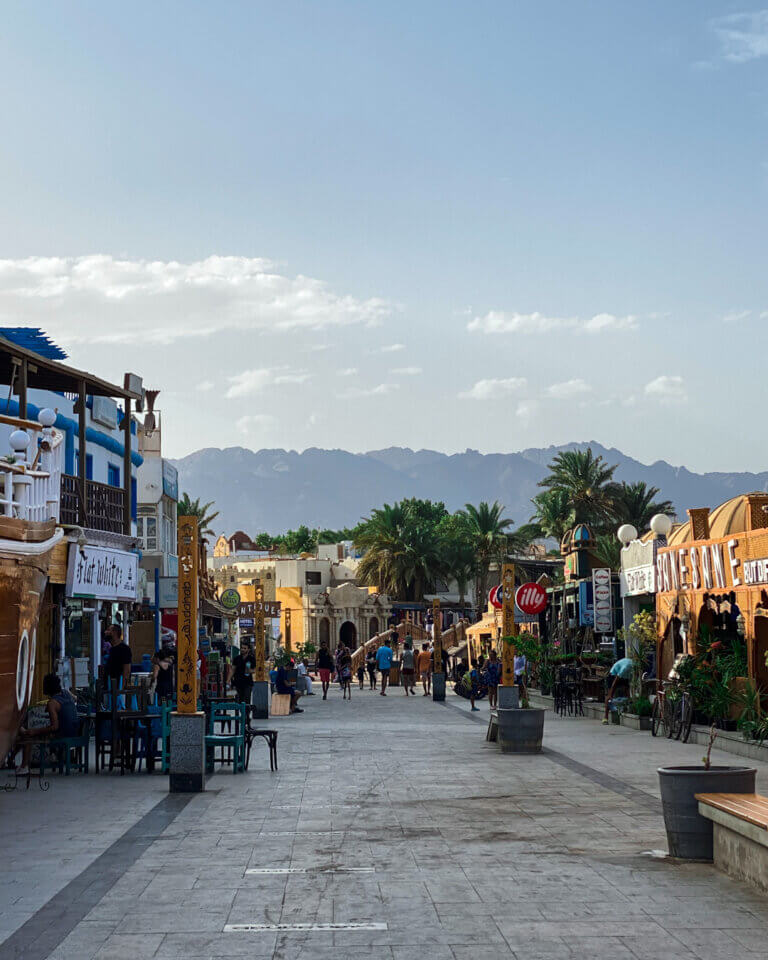 Best 4-Day Dahab Egypt Itinerary: Plan Your Independent Trip